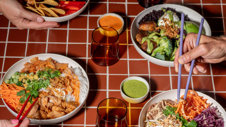 Holy goes hot! - Holy Greens